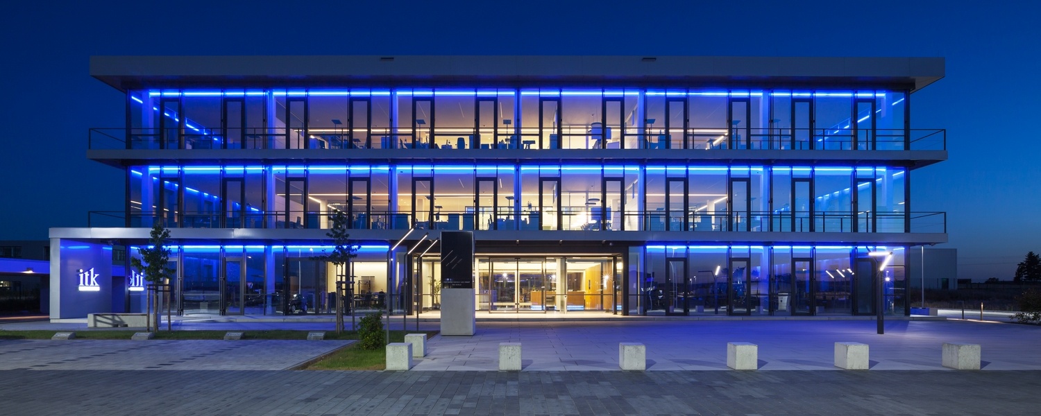 連絡先・所在地